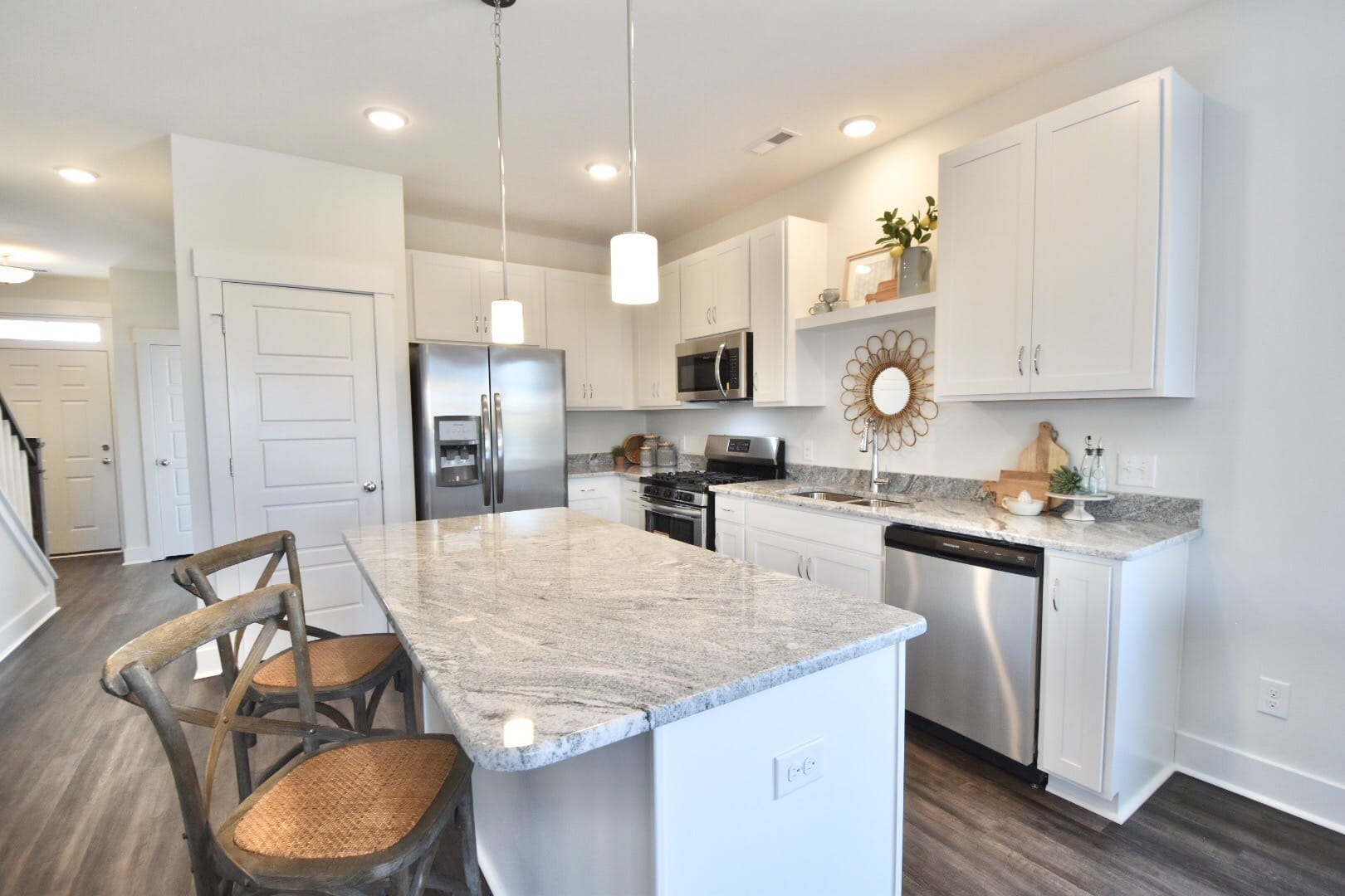 Kitchens and Dining Rooms Photo Gallery | Stevens Fine Homes